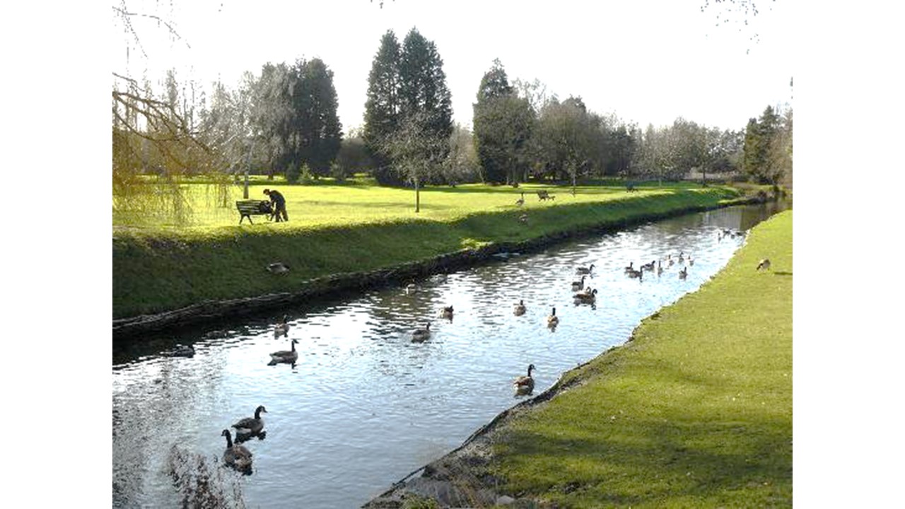 Day trip to Hall Place & Gardens, Bexley, Kent - Hillingdon